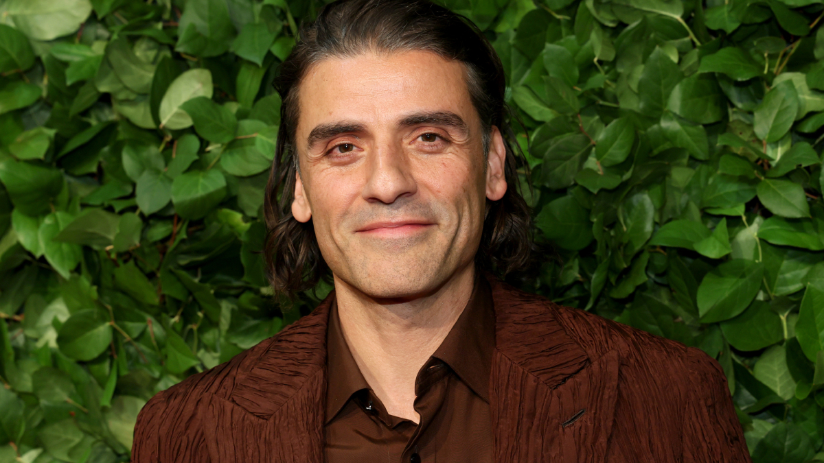 Star Wars’ Oscar Isaac & Tony Gilroy Team Up for Behemoth Movie