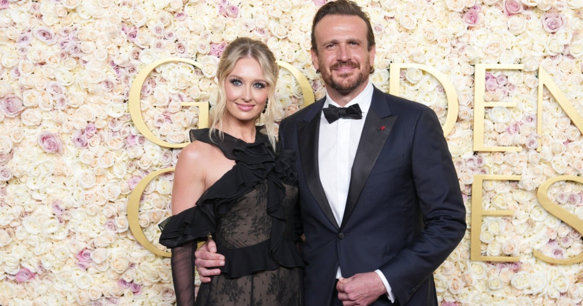 How I Met Your Mother's Jason Segel Engaged to Kayla Radomski After 2 ...