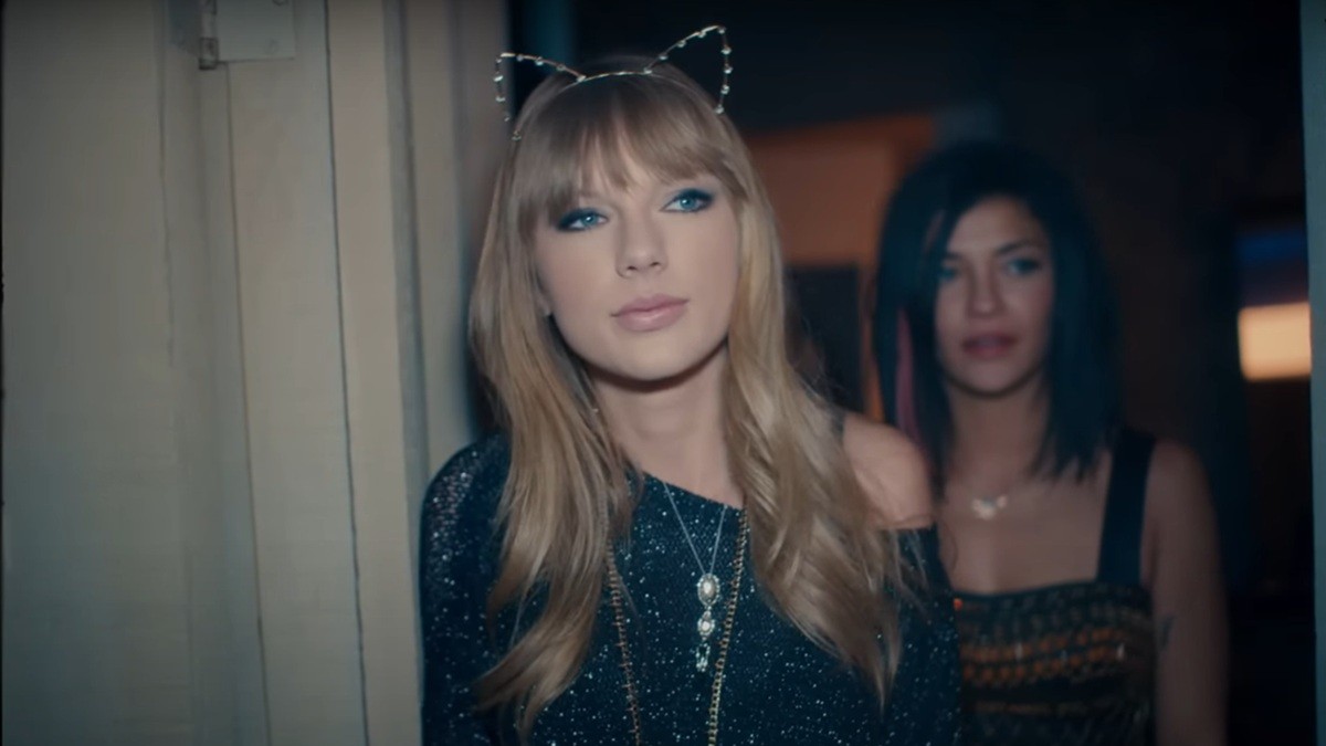 'Taylor Swift at Hospital' Trend Explained Amid Surprise Visit