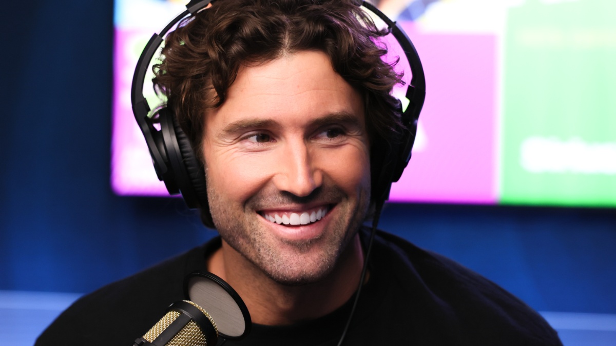 Brody Jenner & Tia Blanco Malibu Wedding Ceremony Explained