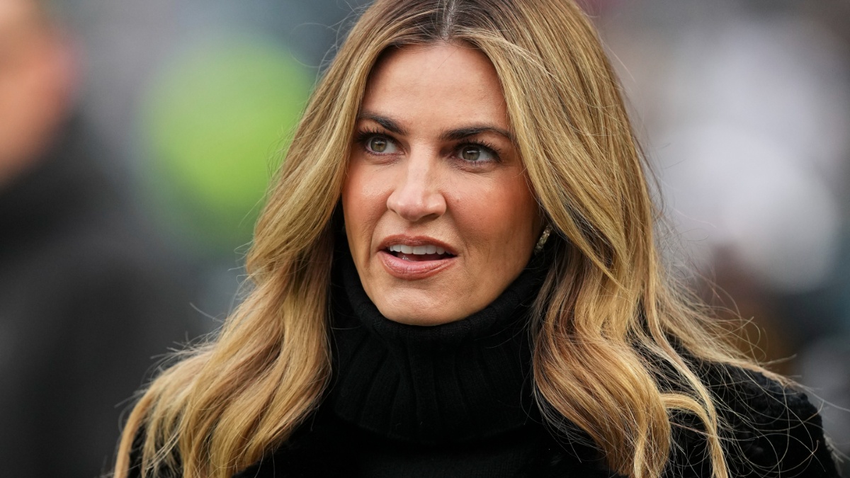 Erin Andrews Comment on Taylor Swift & Travis Kelce Vacation Explained