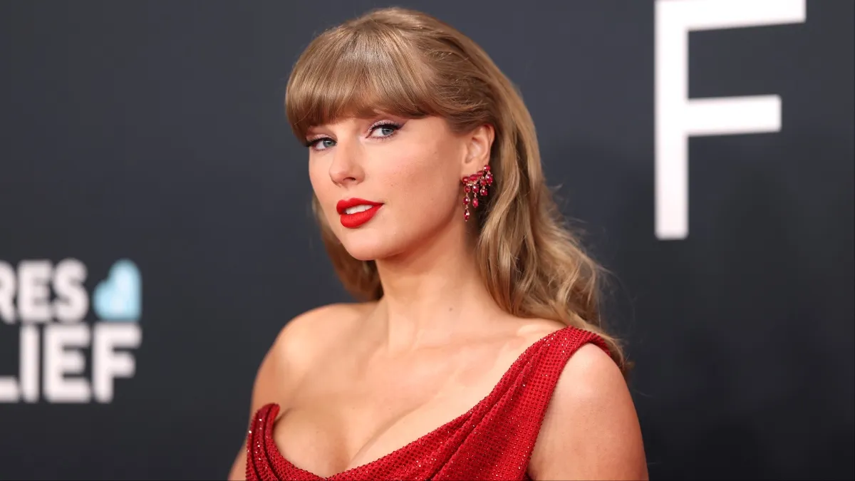 'Taylor Swift Recent Photos' Trend Explained Amid Singer's Absence