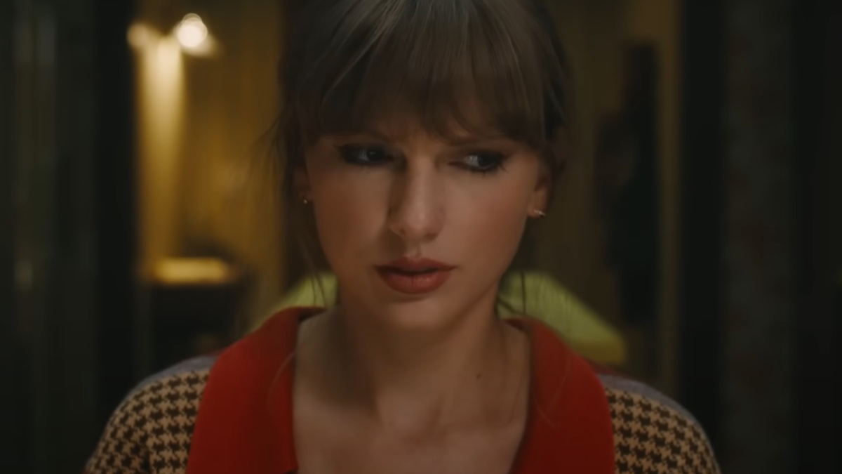 'Brunette Taylor Swift' Trend Explained