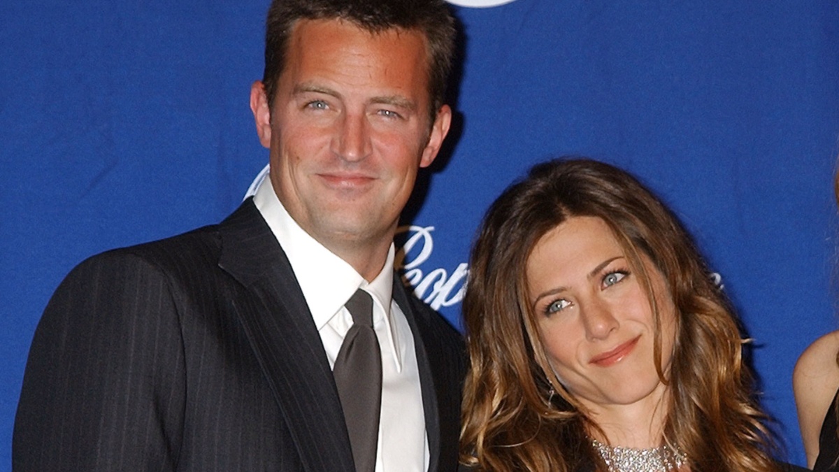 Friends Cast Was Mourning Matthew Perry Long Before Death, Says ...