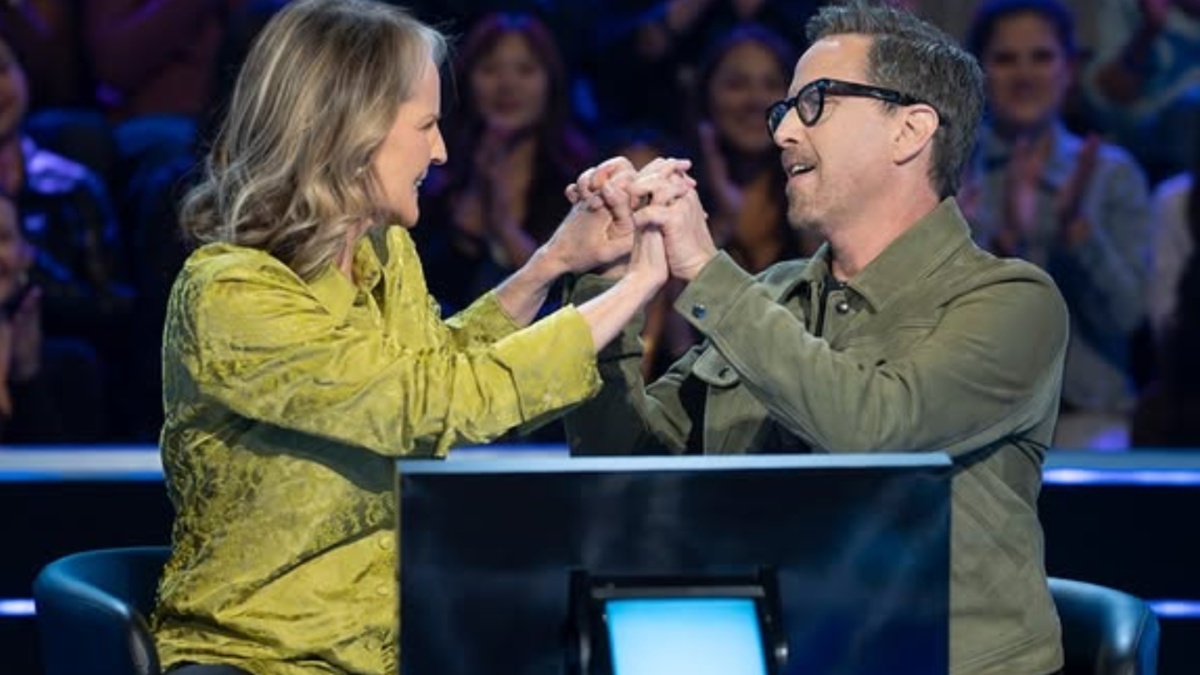 How Much Did Helen Hunt & Dan Bucatinsky Win on Who Wants to Be a ...