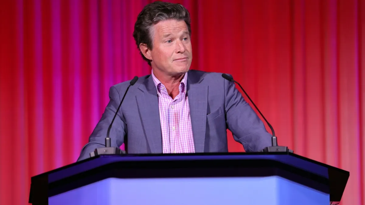 Real Reason Why Billy Bush Is Leaving Extra