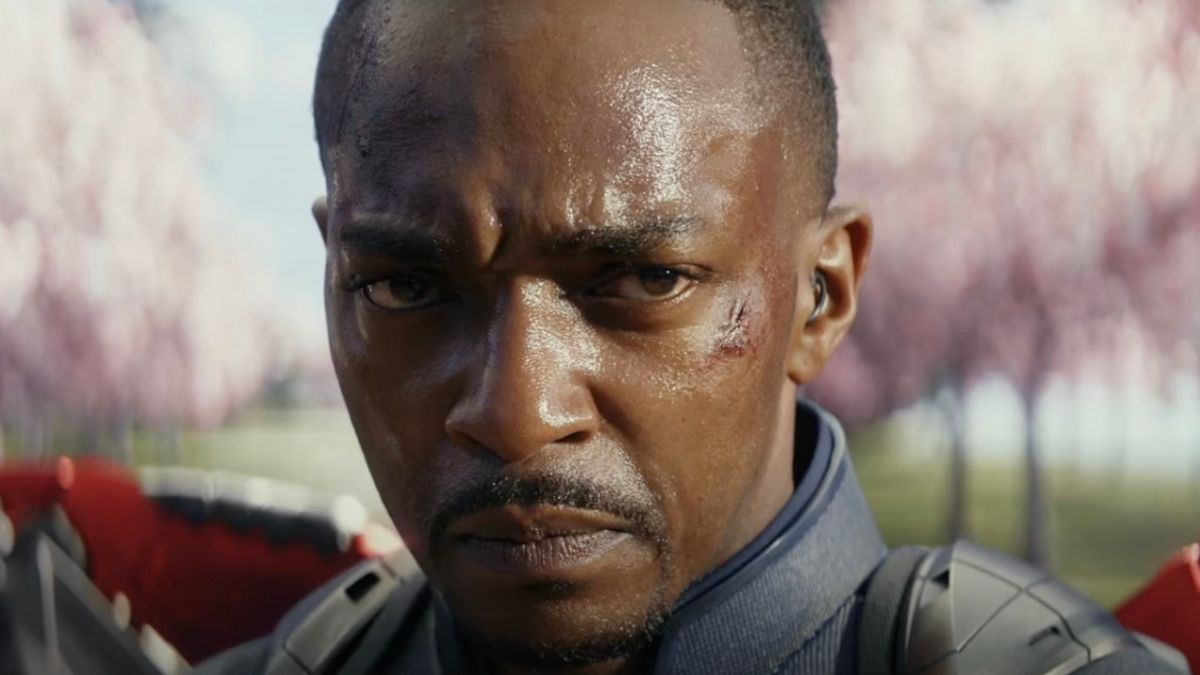 Anthony Mackie Spotted Kissing Mystery Lover Amid Avengers: Doomsday ...