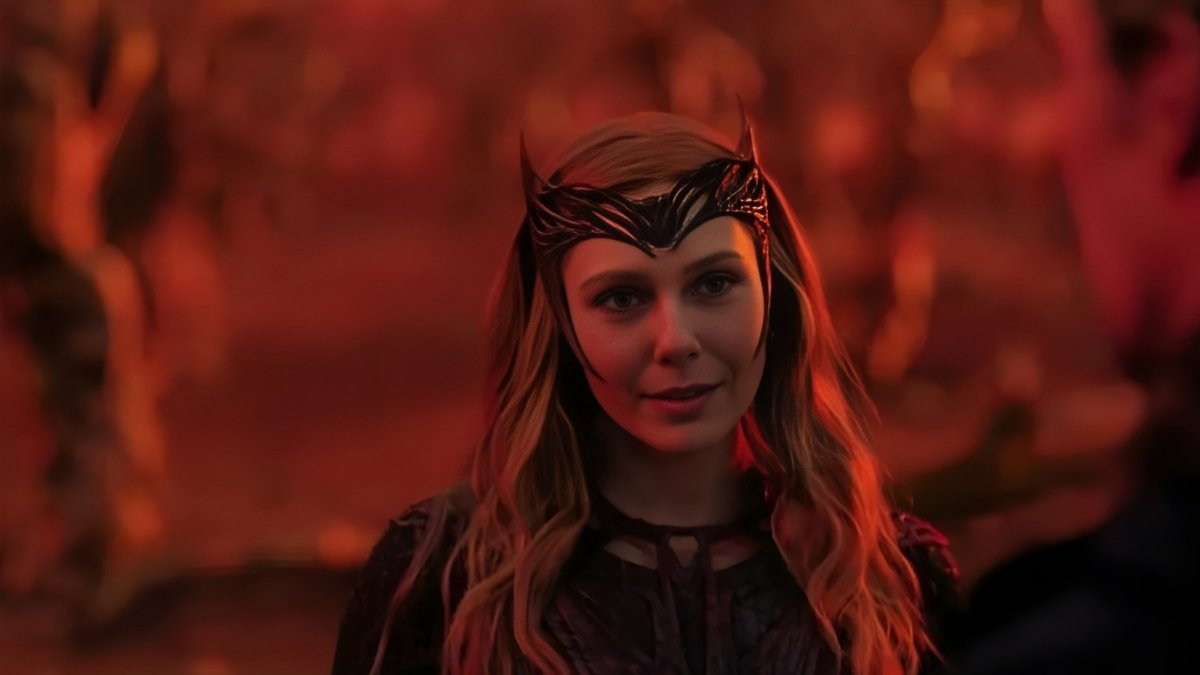Elizabeth Olsen’s Unseen Scarlet Witch Photos Emerge Online