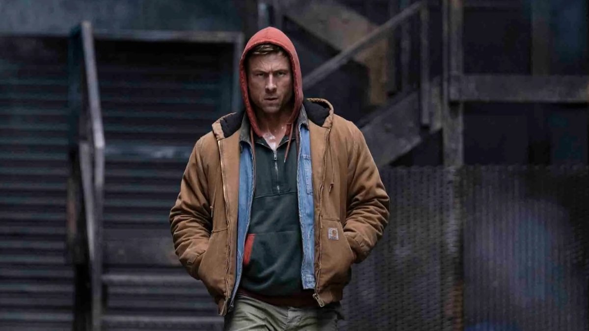 Glen Powell: What is the Capybara Meme?