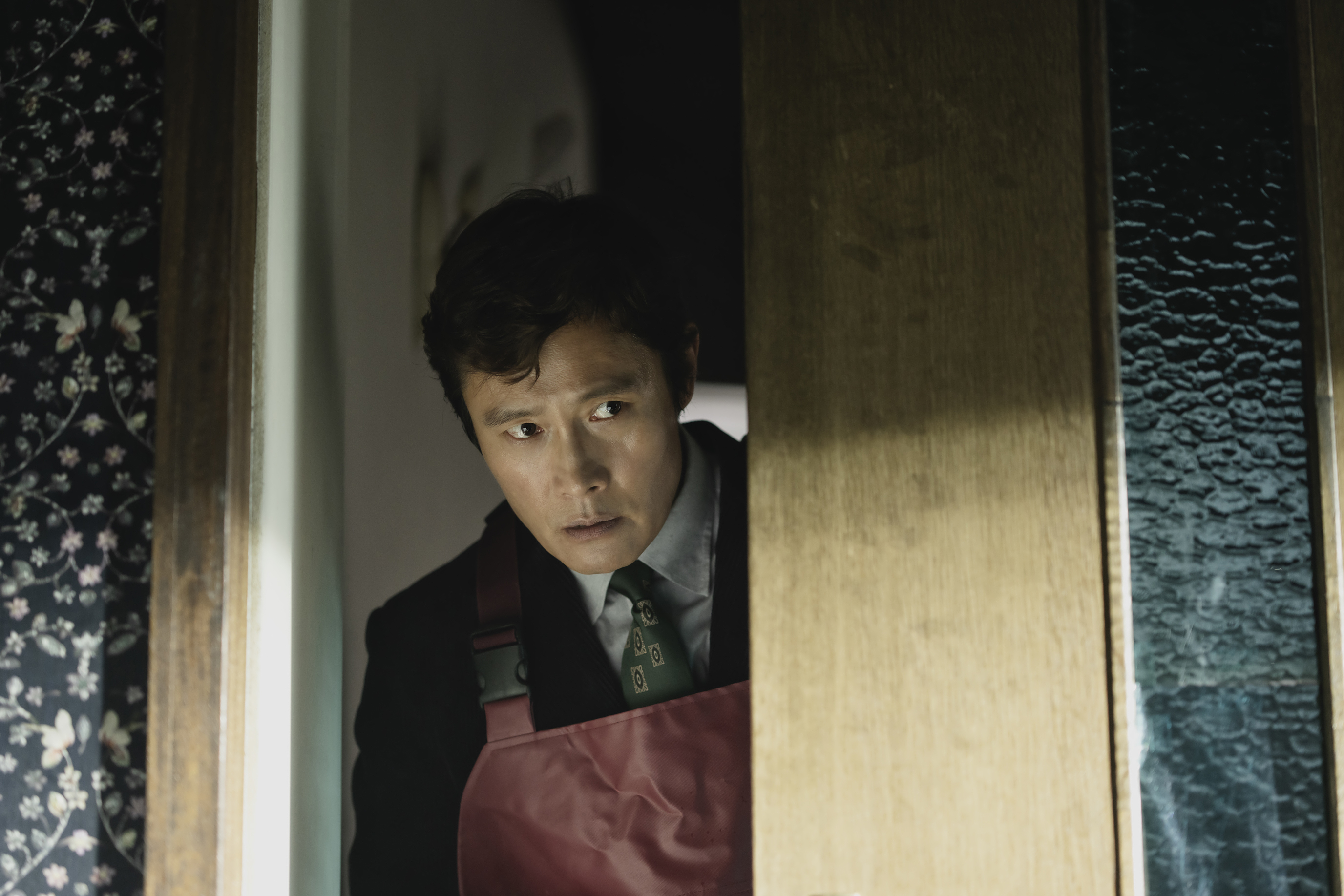 No Other Choice Trailer: Squid Game Star Leads Oldboy Director’s New Movie