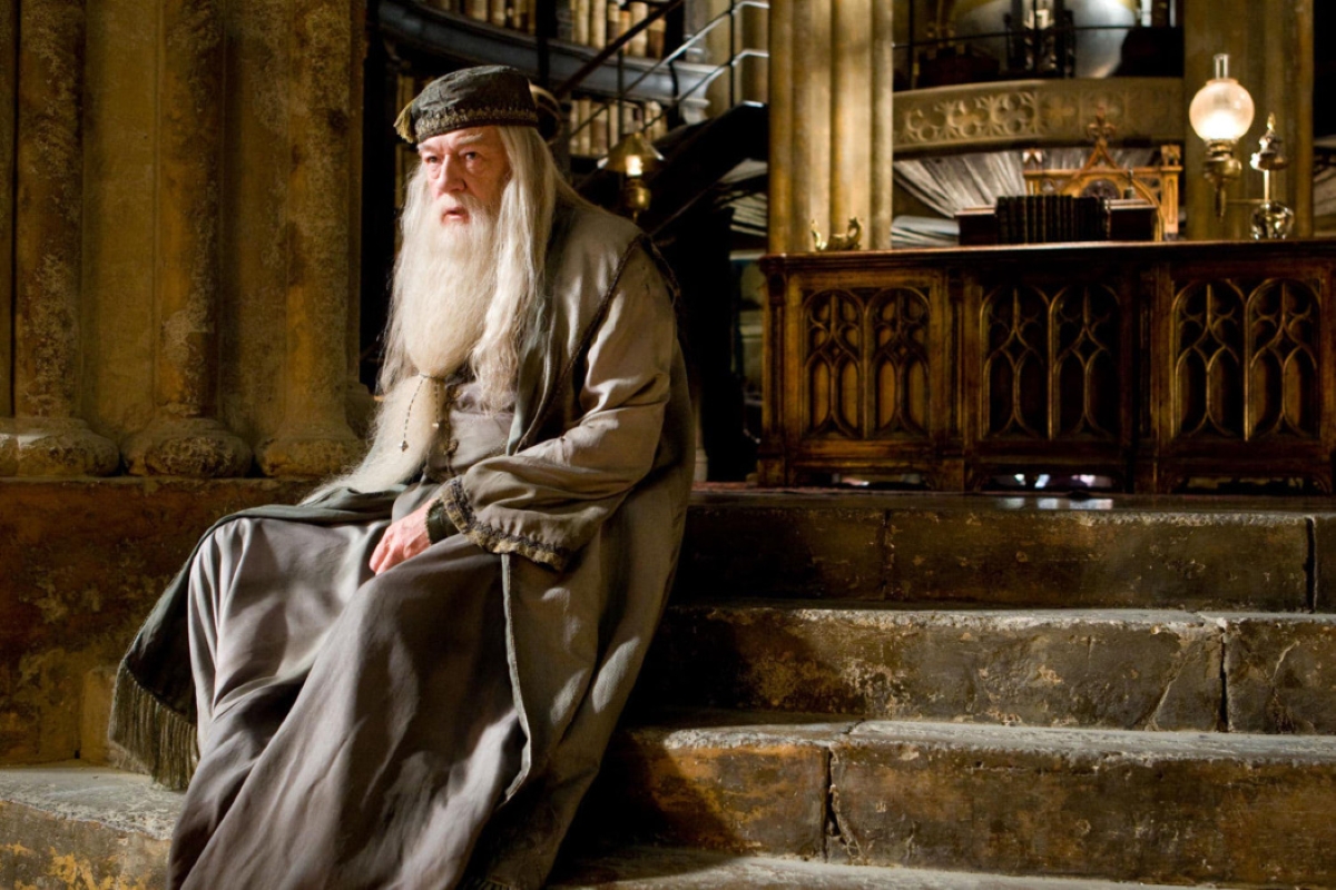 Harry Potter TV Show’s Dumbledore Gets First Look in New Photos
