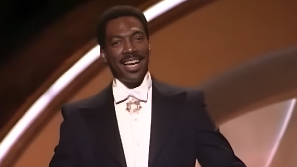 Eddie Murphy Recalls Robin Williams' Remark Before Critical Oscar Speech