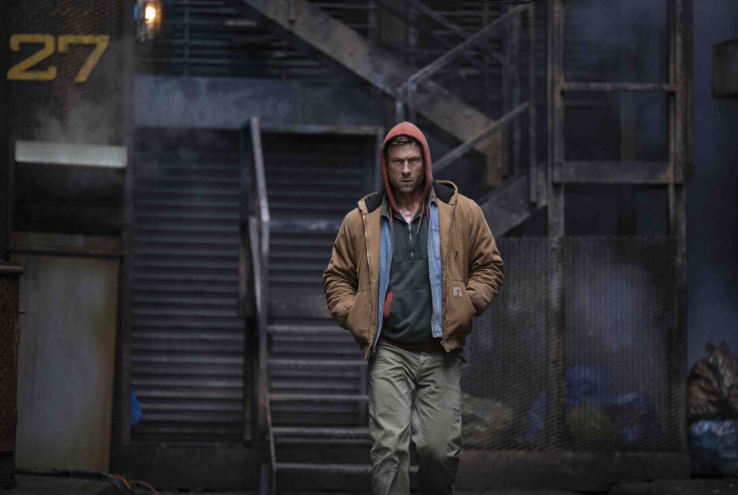 The Running Man Review: Glen Powell Shines in Fun Action Movie