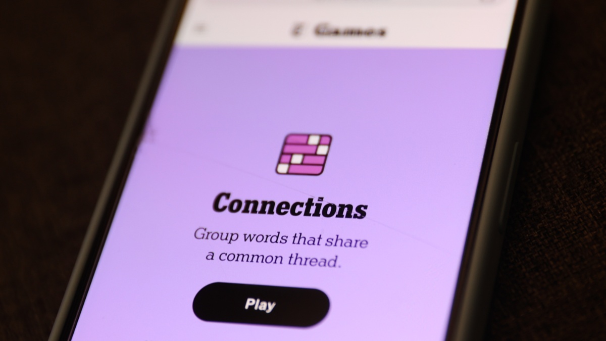 Connections Help, Hints & Clues for Today, December 19