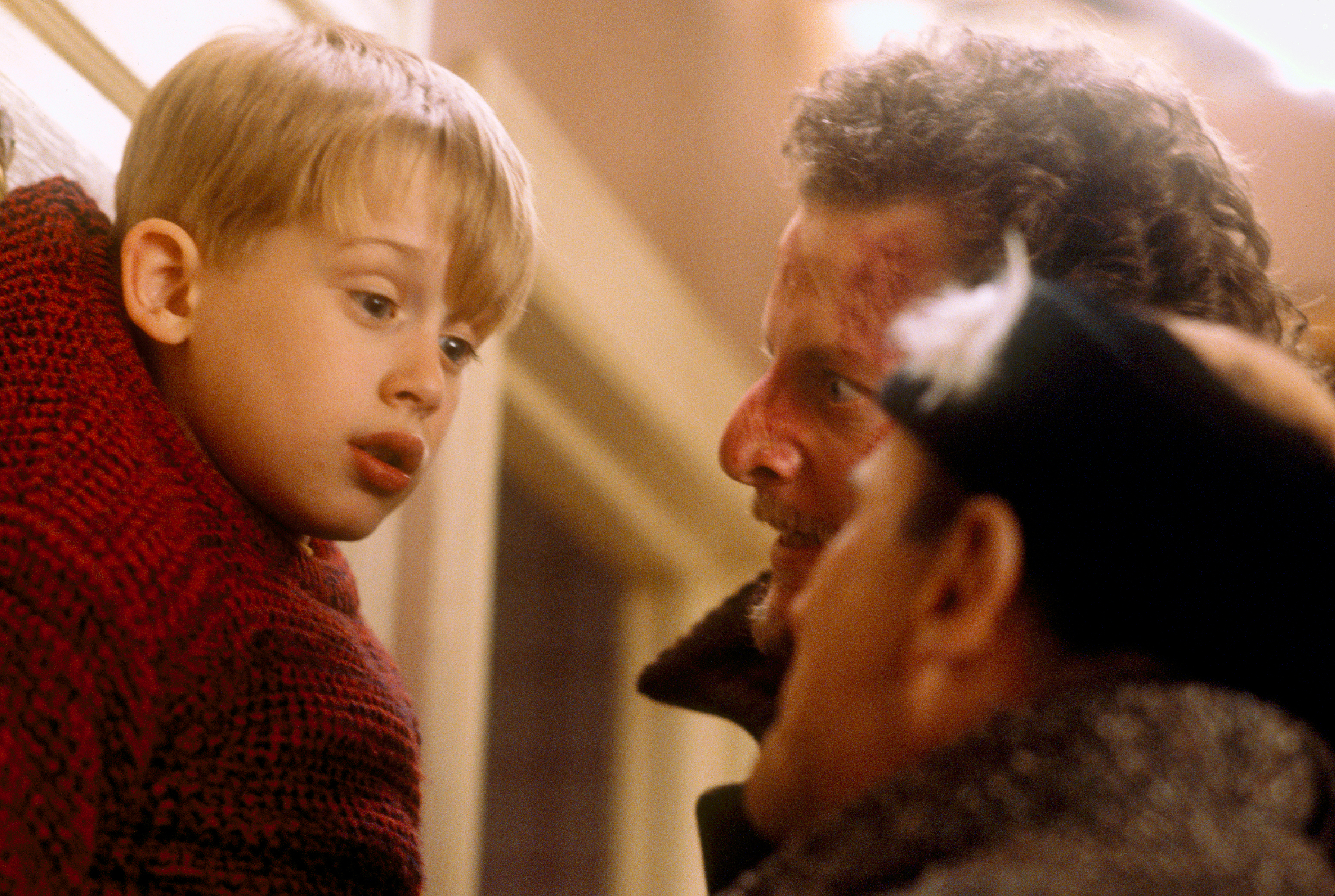 Macaulay Culkin Protects His Mom in New Home Alone-Inspired Ad