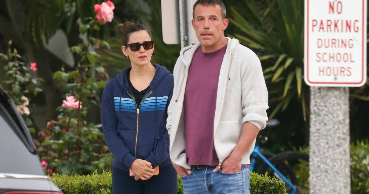Ben Affleck & Jennifer Garner Have a Thanksgiving Reunion — Report