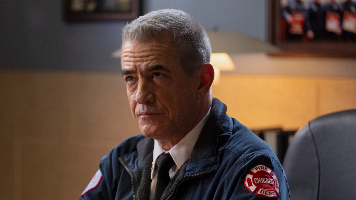 Why Fans Think Dermot Mulroney’s Chief Pascal Is Leaving Chicago Fire