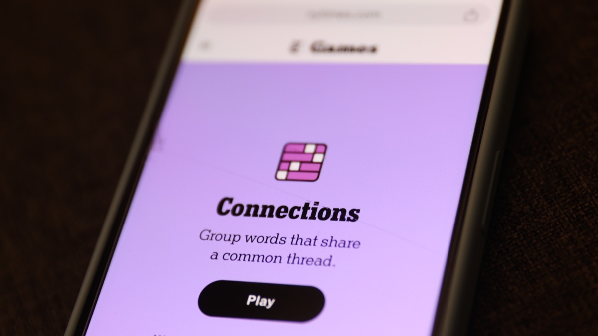 Connections Help, Hints & Clues for Today, December 9