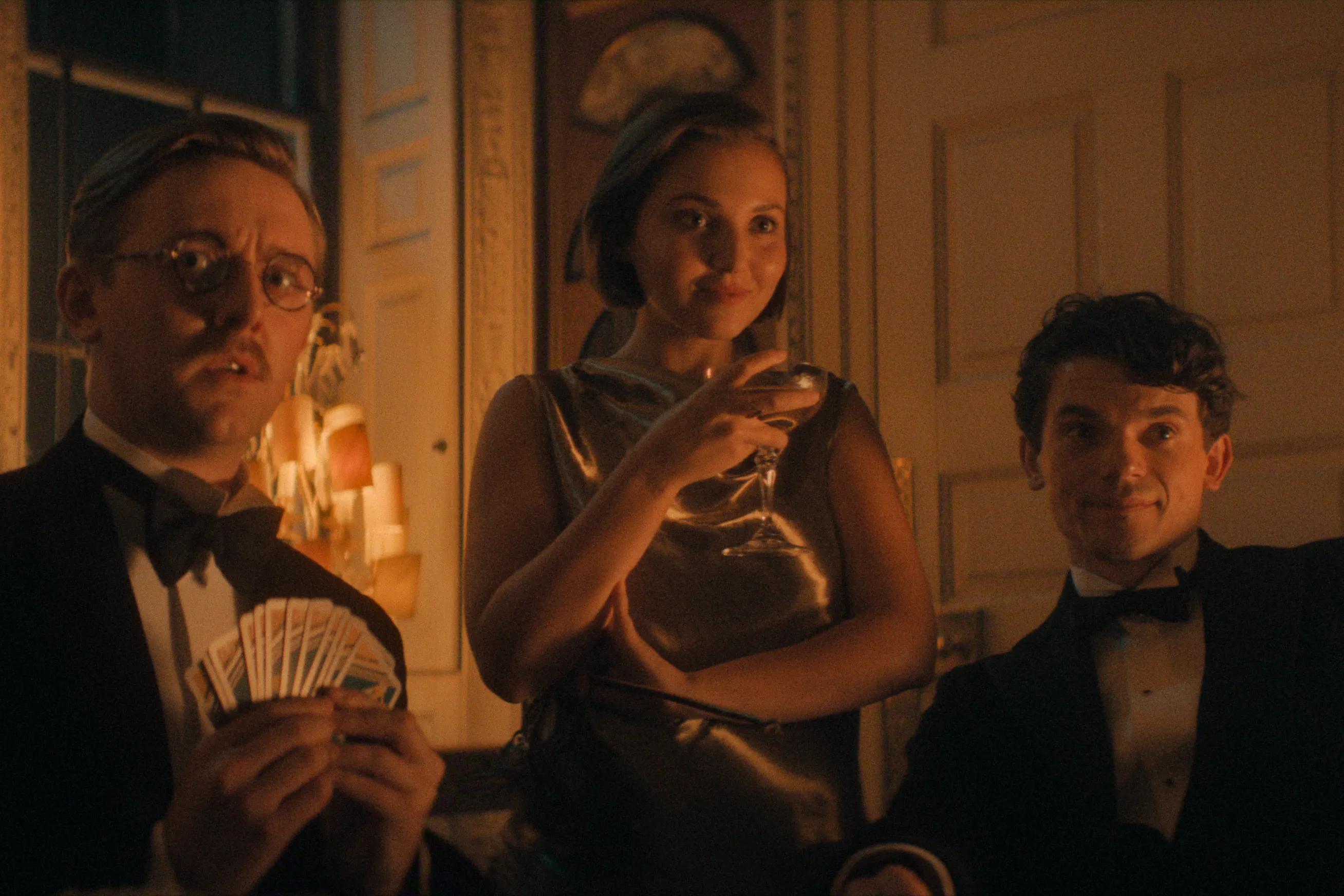 Agatha Christie’s Seven Dials Trailer Previews Netflix Show With Harry ...