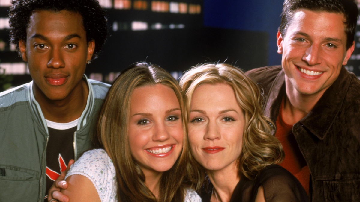 All 4 Seasons of 2000s’ Teen Sitcom Coming to Netflix