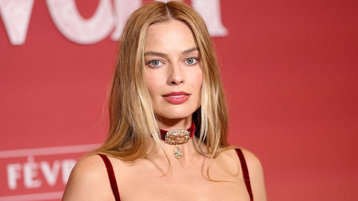 Margot Robbie Once Got a Book Telling Her To 'Eat Less' From a Male Actor