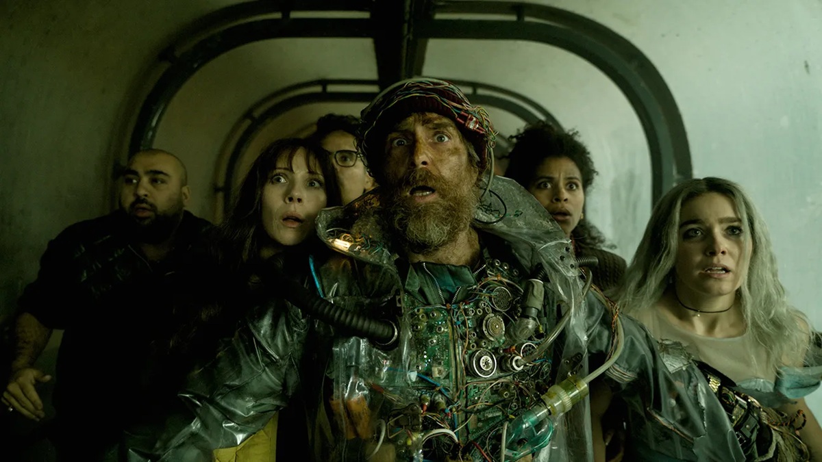 Good Luck, Have Fun, Don't Die 4K Review: Sam Rockwell's Time Travel ...