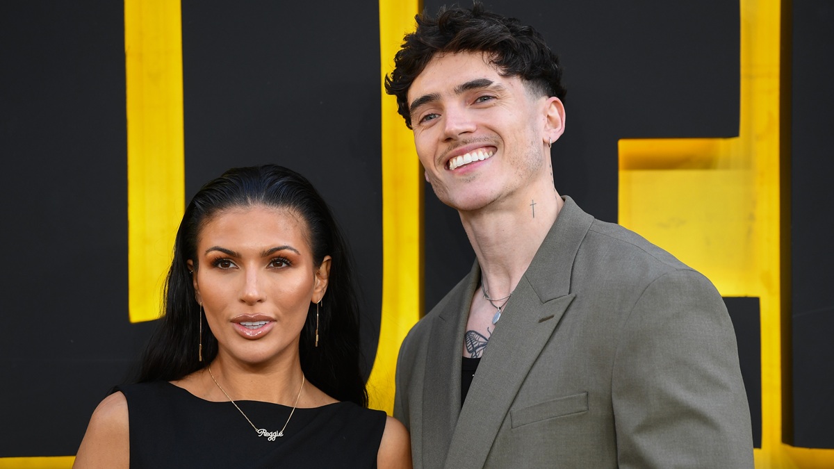 Too Hot to Handle's Emily Miller & Cam Holmes Are Expecting Twin Babies