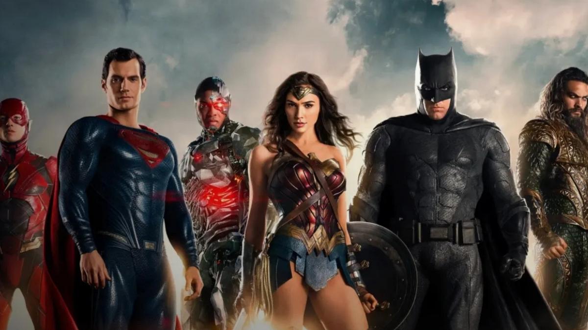 New Look at Justice League’s Beloved Sorcerer in Absolute Universe Revealed