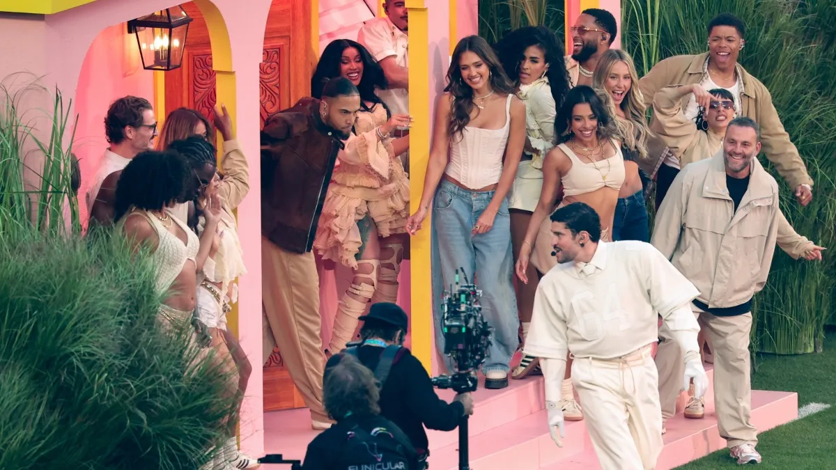 Who Is Bad Bunny's Girlfriend? Dating History Explained