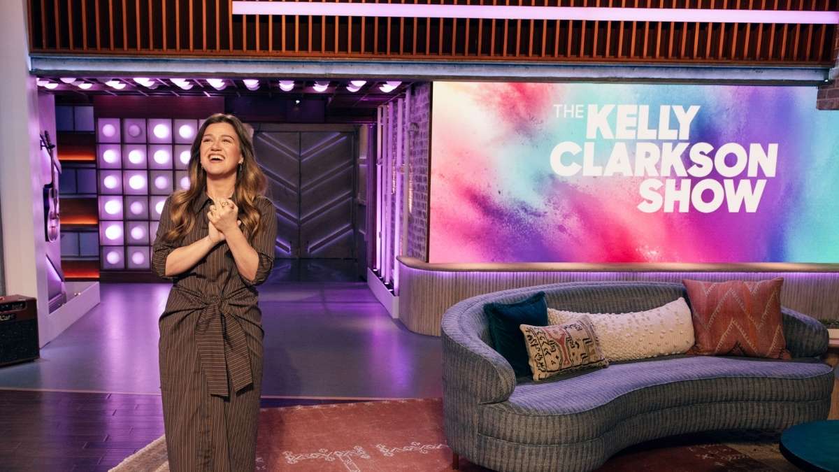 The Kelly Clarkson Show Confirms New Guest Host Week After Ending Reveal