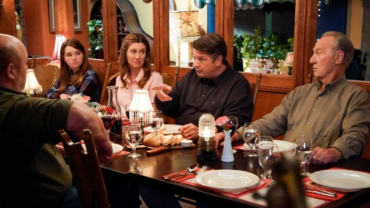 Young Sheldon's Dead Character & More To Return in New Spin-off Episode