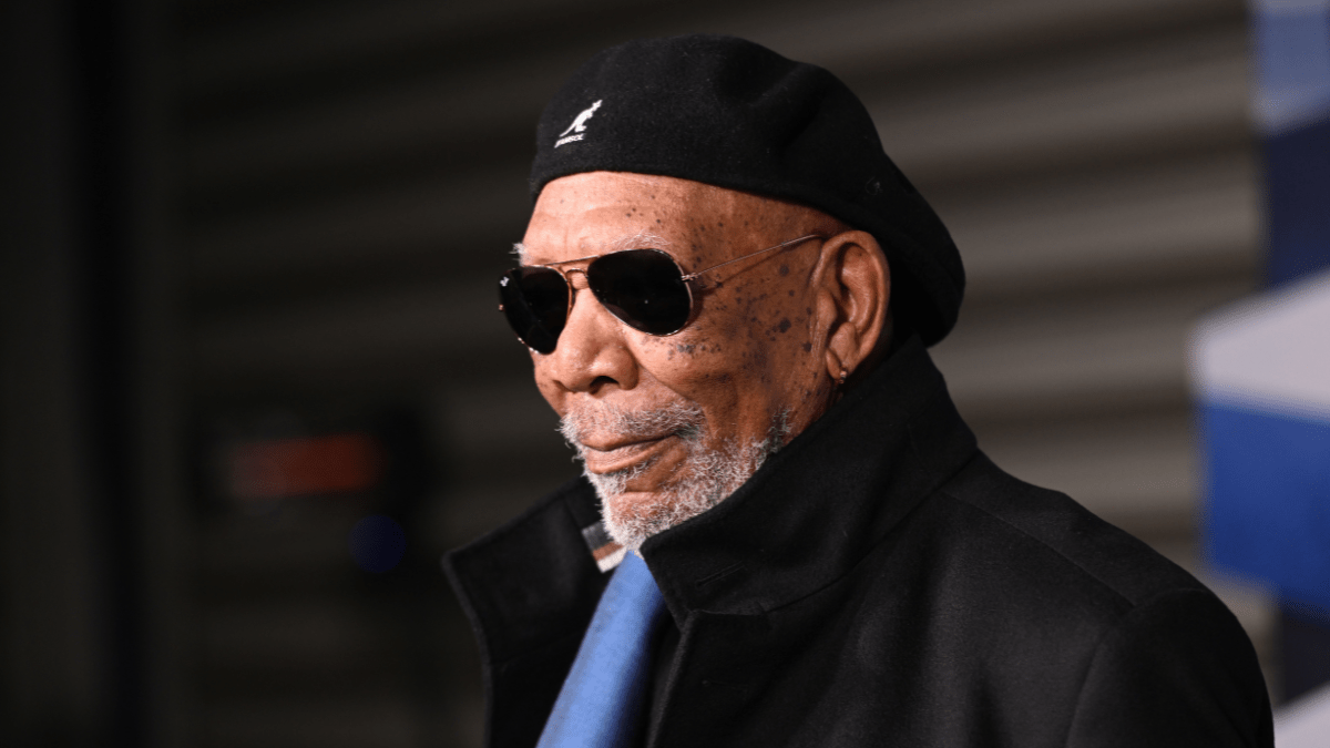 Morgan Freeman Drops F-Bombs in The Dinosaurs Bloopers