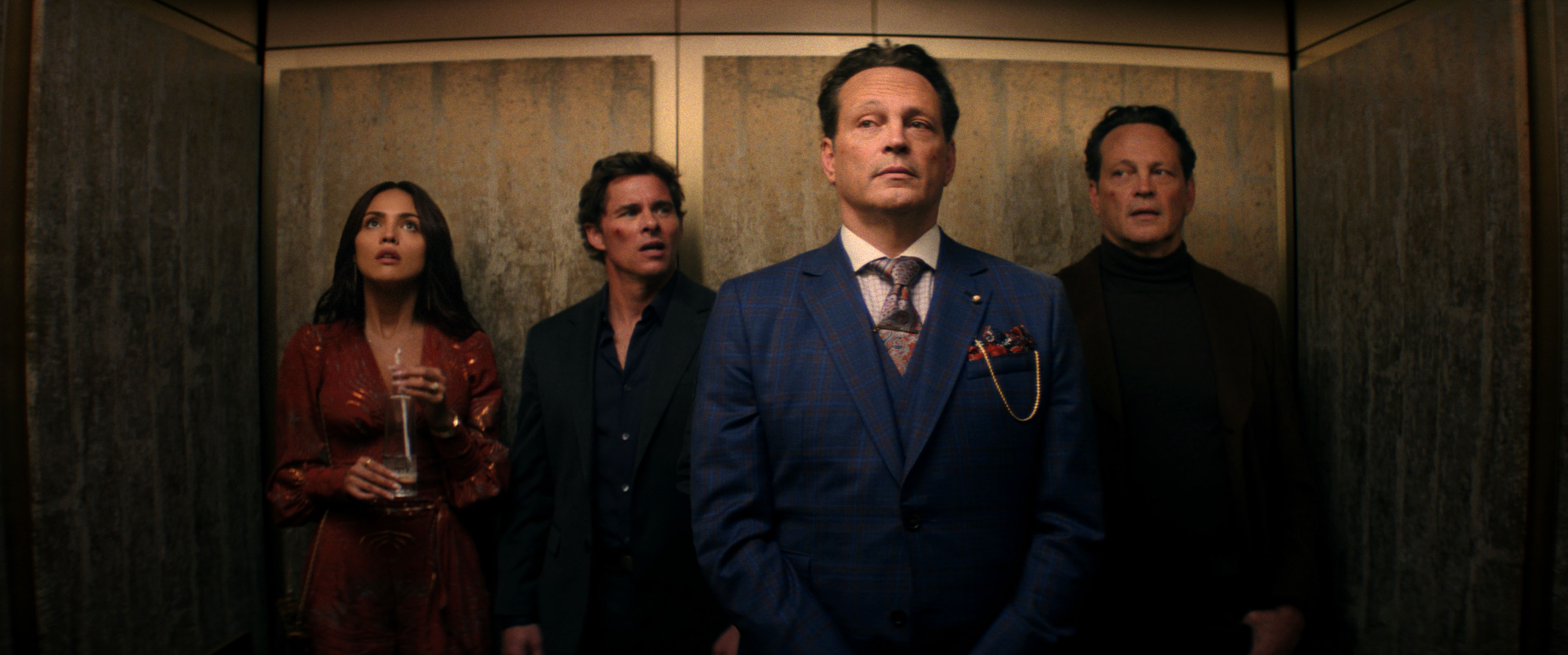 Mike & Nick & Nick & Alice Review: Hilariously Chaotic Vince Vaughn Movie