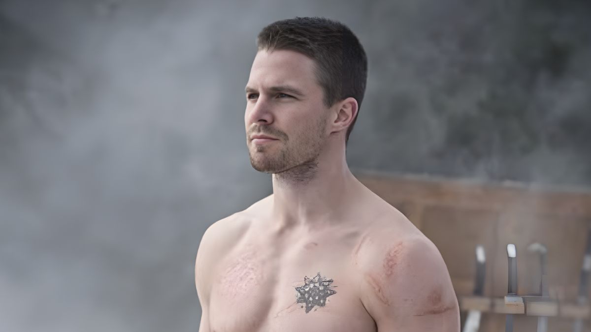 Yellowstone Star & More Added to Stephen Amell's Baywatch Reboot Cast