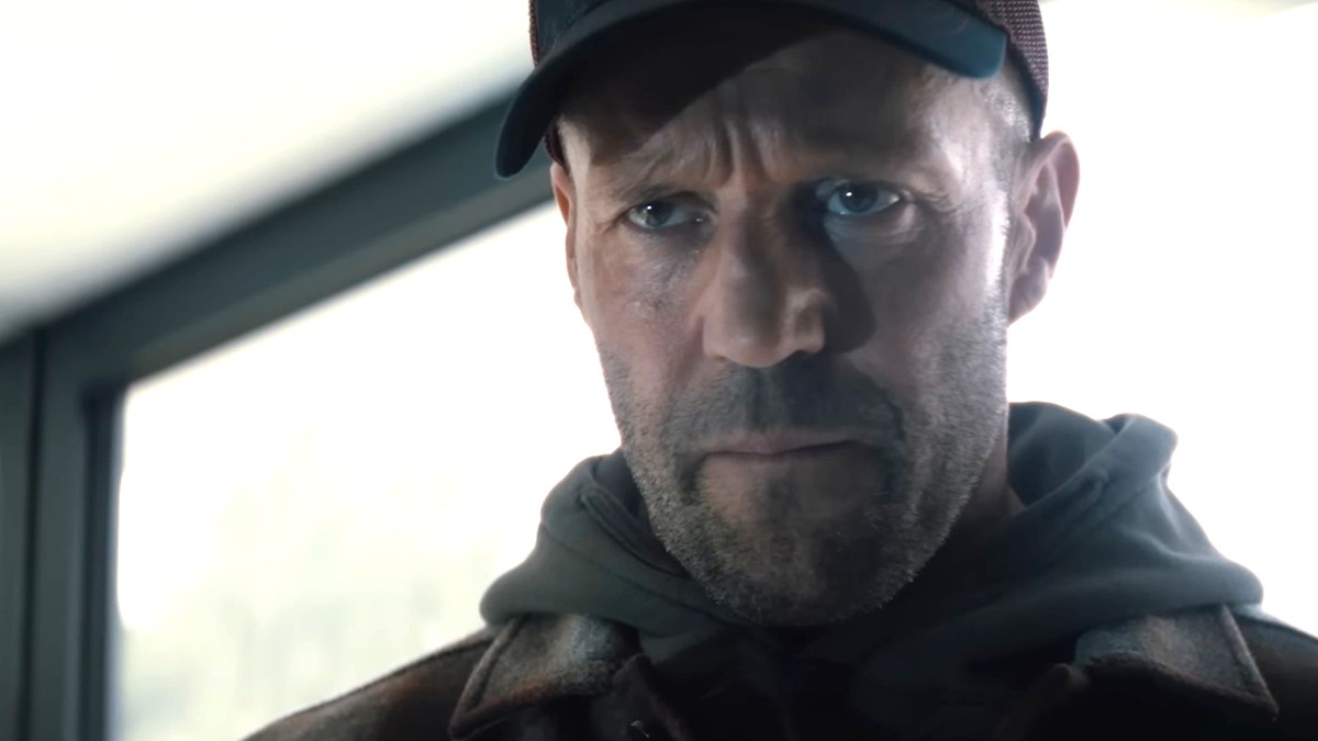 Jason Statham & Jeremy Irons' $162M Action Movie To Stream on Hulu
