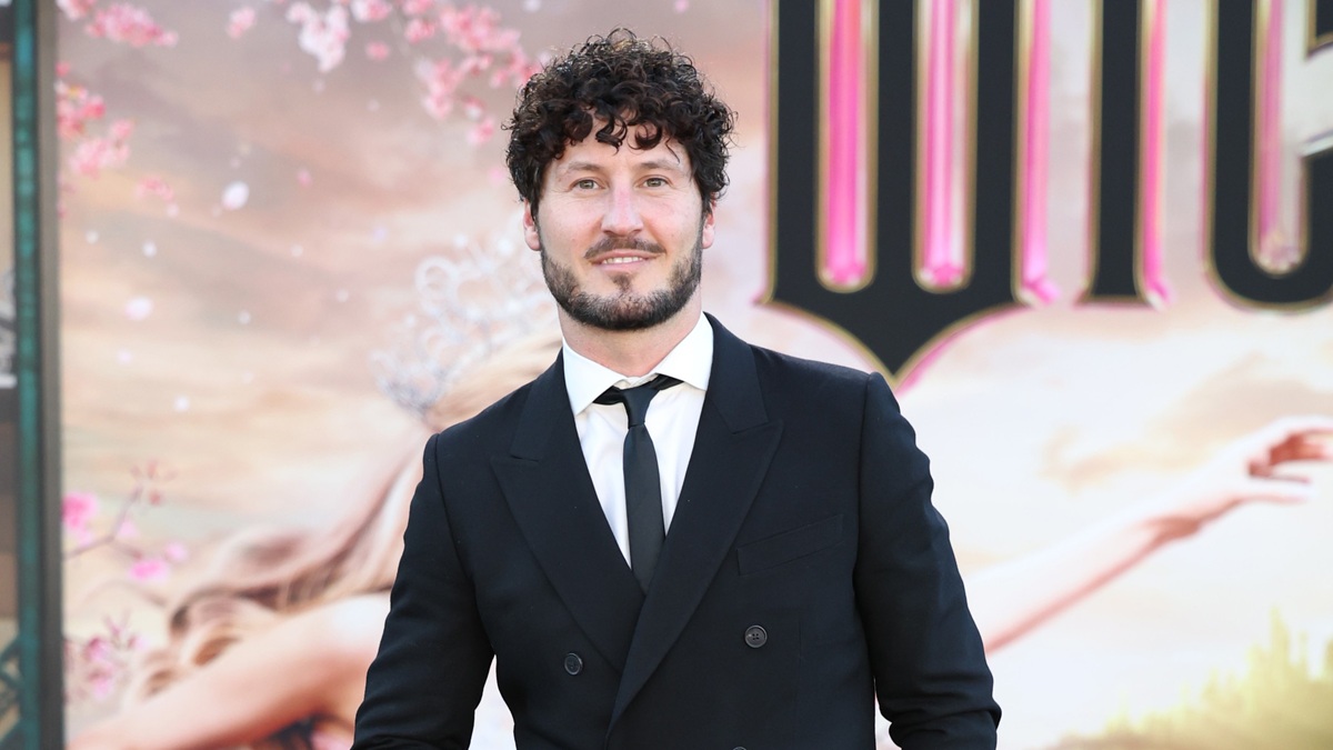 DWTS' Val Chmerkovskiy Shares He Has Been Hospitalized in Health Update