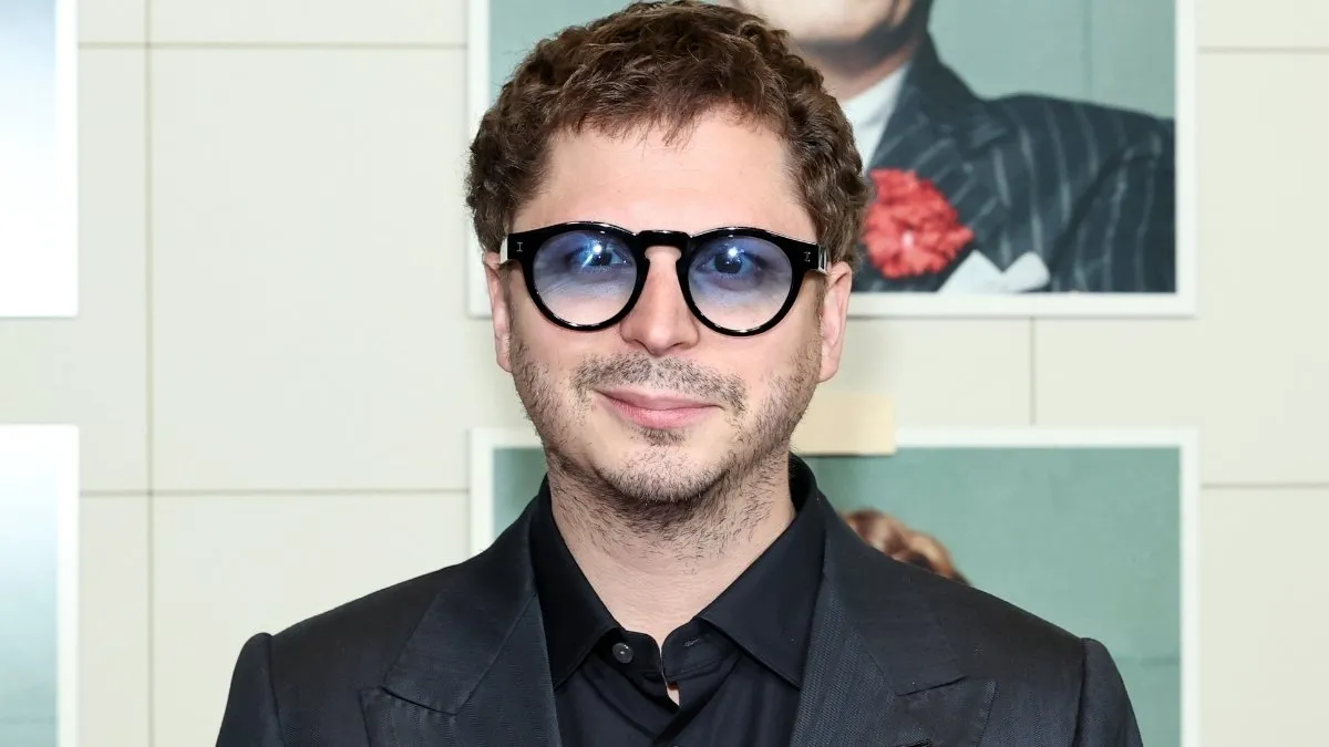 Michael Cera & Samuel L. Jackson’s Blazing Saddles Movie Remake Out on ...