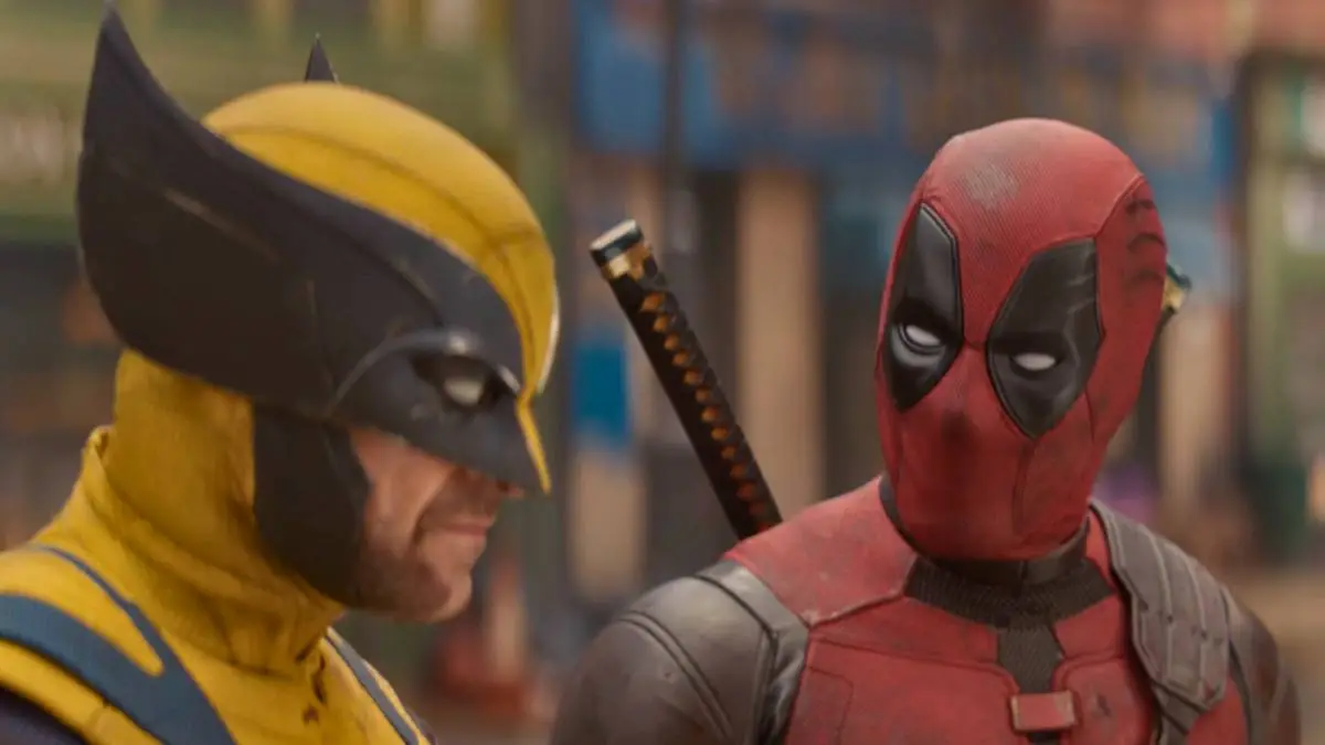 Deadpool & Wolverine’s Combined Hot Toys ‘Wolverinepool’ Revealed ...
