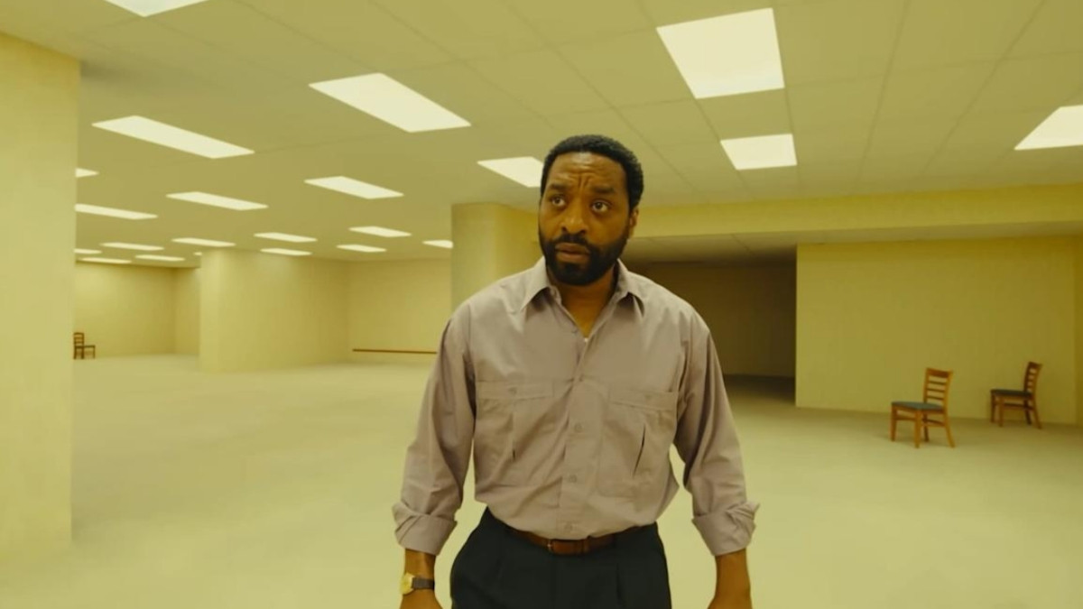 A24's Chiwetel Ejiofor Horror Movie Backrooms Gets Poster, Release Date