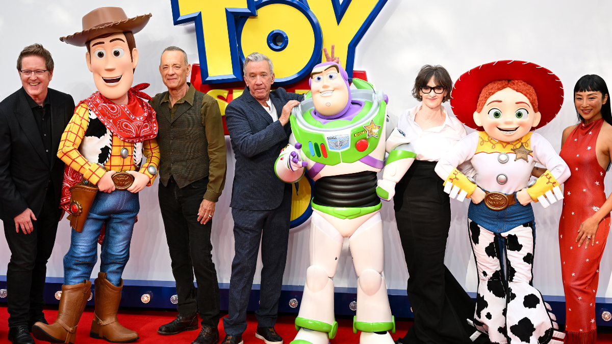 Watch Tom Hanks & Cast Do the Toy Story Flop