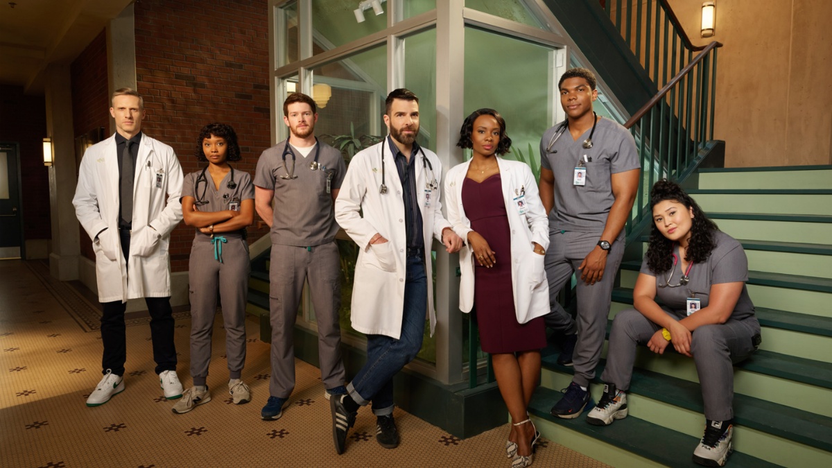 Hit Sitcom Airing on The CW To End After Season 5, Co-Creator Issues ...