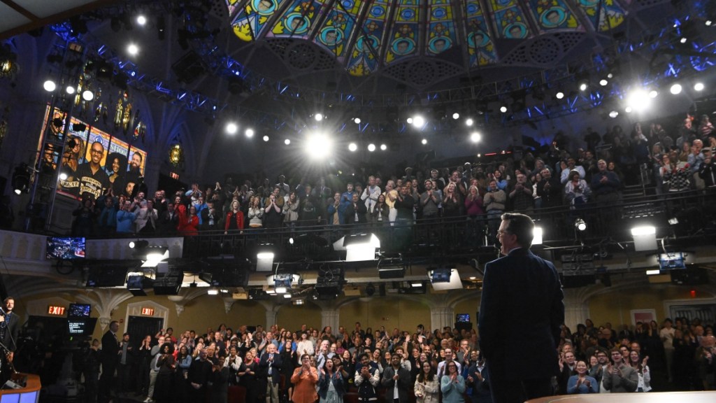 Stephen Colbert’s Final Late Show Gets the Same Reaction From Fans