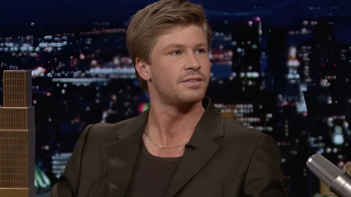Robert Irwin Details Being Death-Rolled by 14-Foot Crocodile Named ...