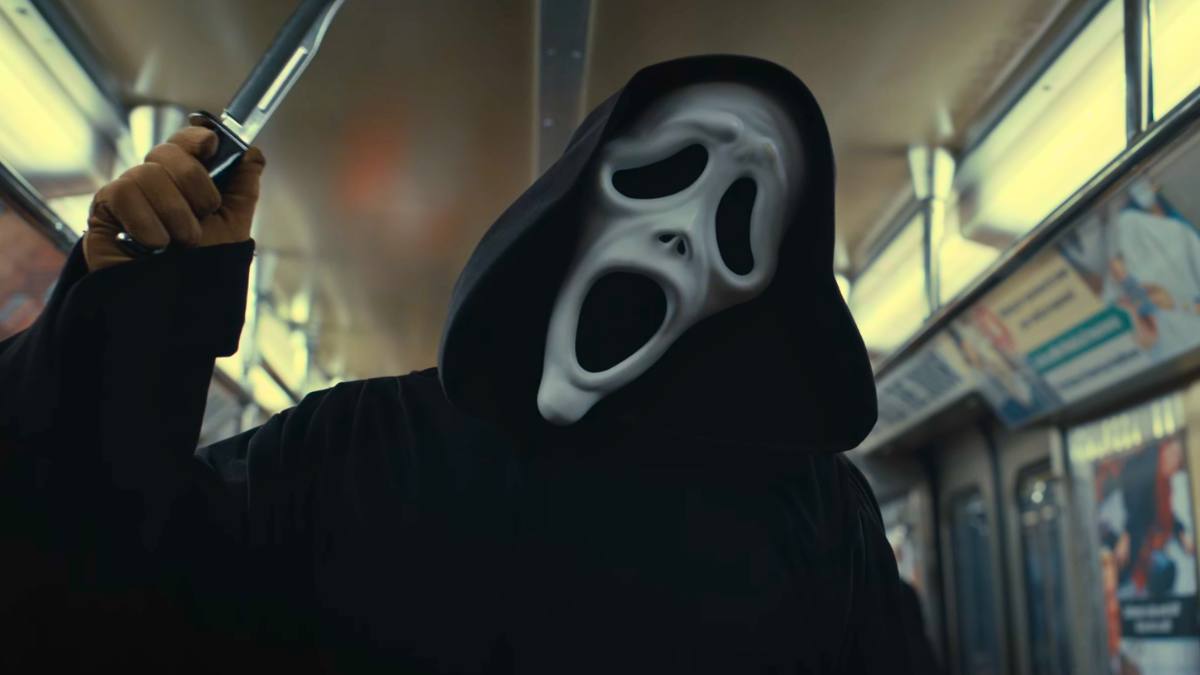 Scary Movie 6 Mocks Michael Jackson in New Footage