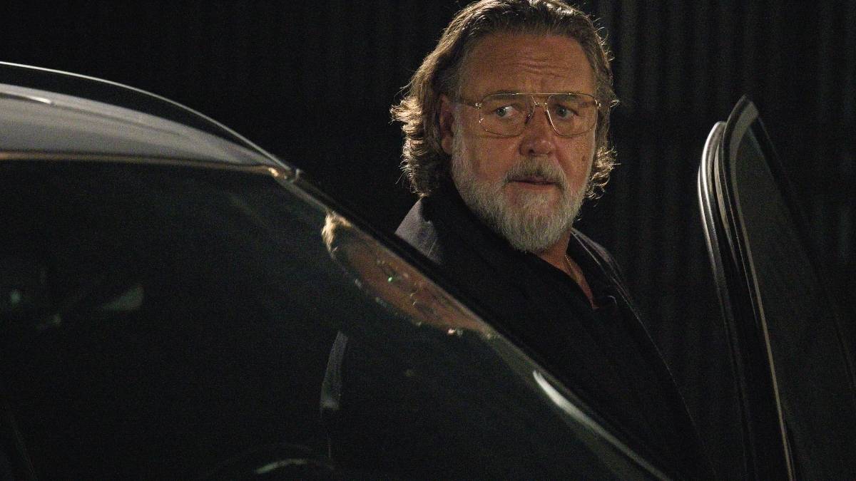 Russell Crowe Fights Nina Dobrev and Aaron Paul in The Get Out Trailer