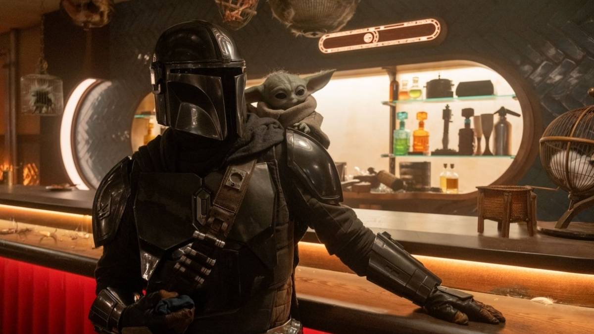 Pedro Pascal Wipes Away Tears at Mandalorian & Grogu Event Amid Fan ...