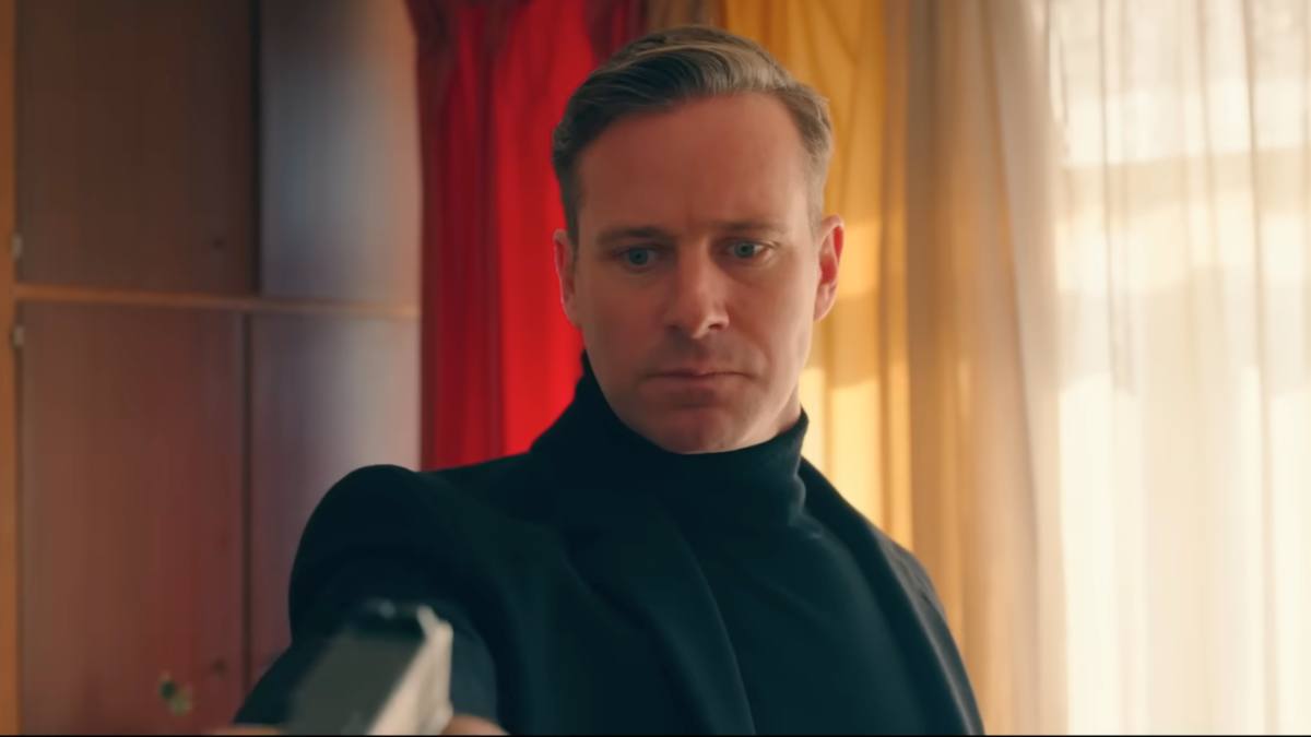 Citizen Vigilante Director Blasts Hollywood: ‘They Schmooze up To Trump’