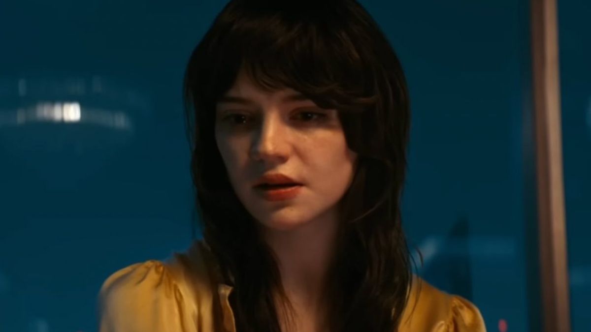 Critics Aren't Liking Drive Director's New Sci-Fi Thriller With Sophie ...