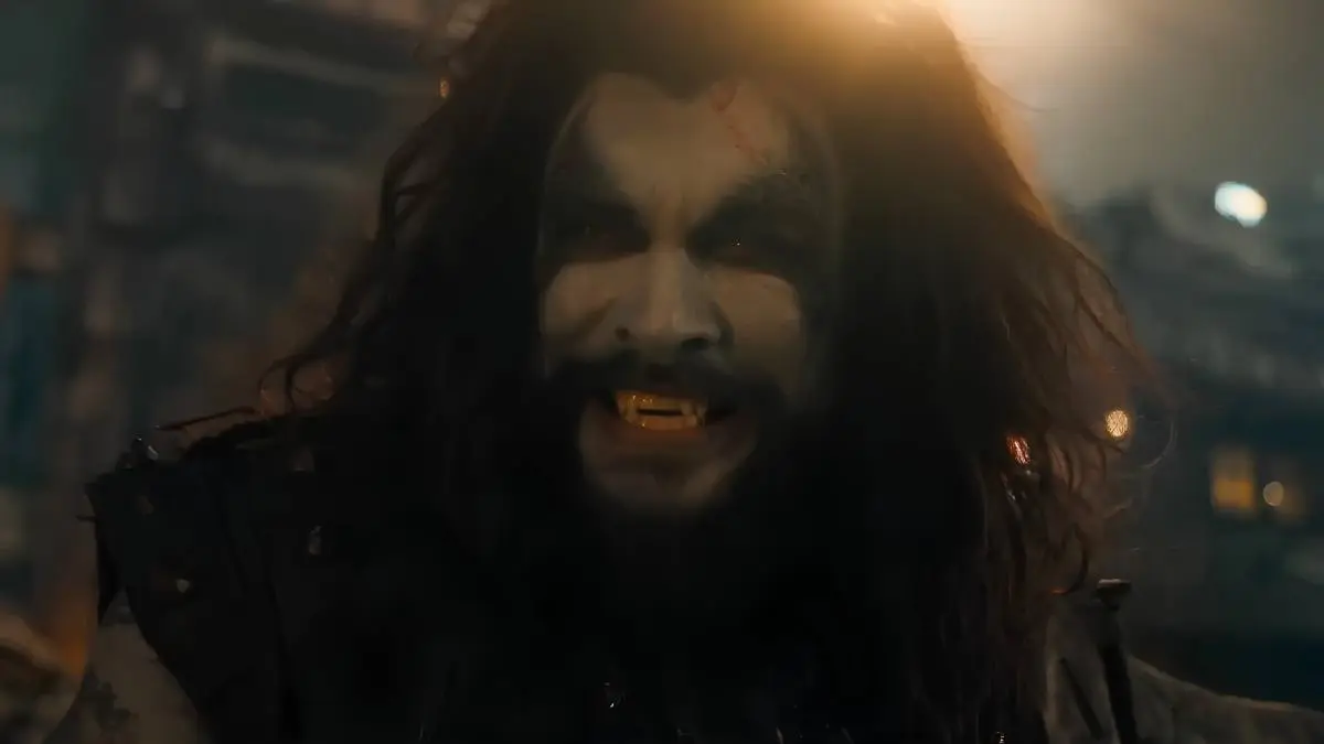 3 New Supergirl Clips Show Superman & Lobo’s 1st Appearance