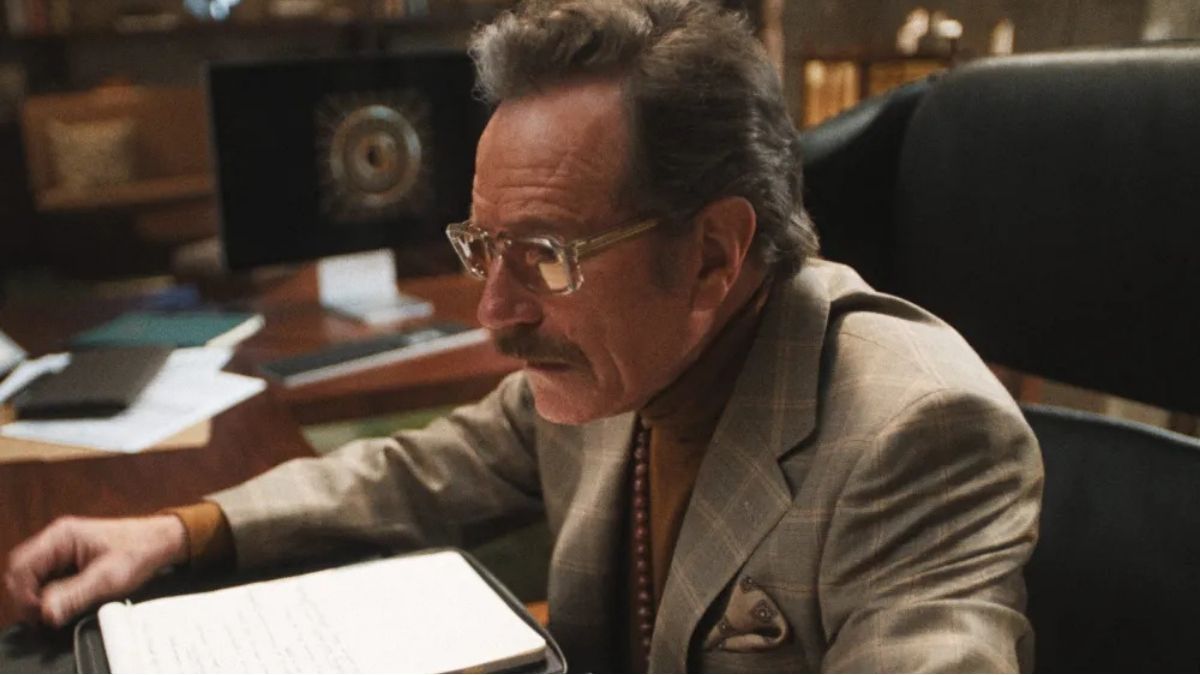 Bryan Cranston Teases Potentially 'Career-Destroying' The Studio Season ...
